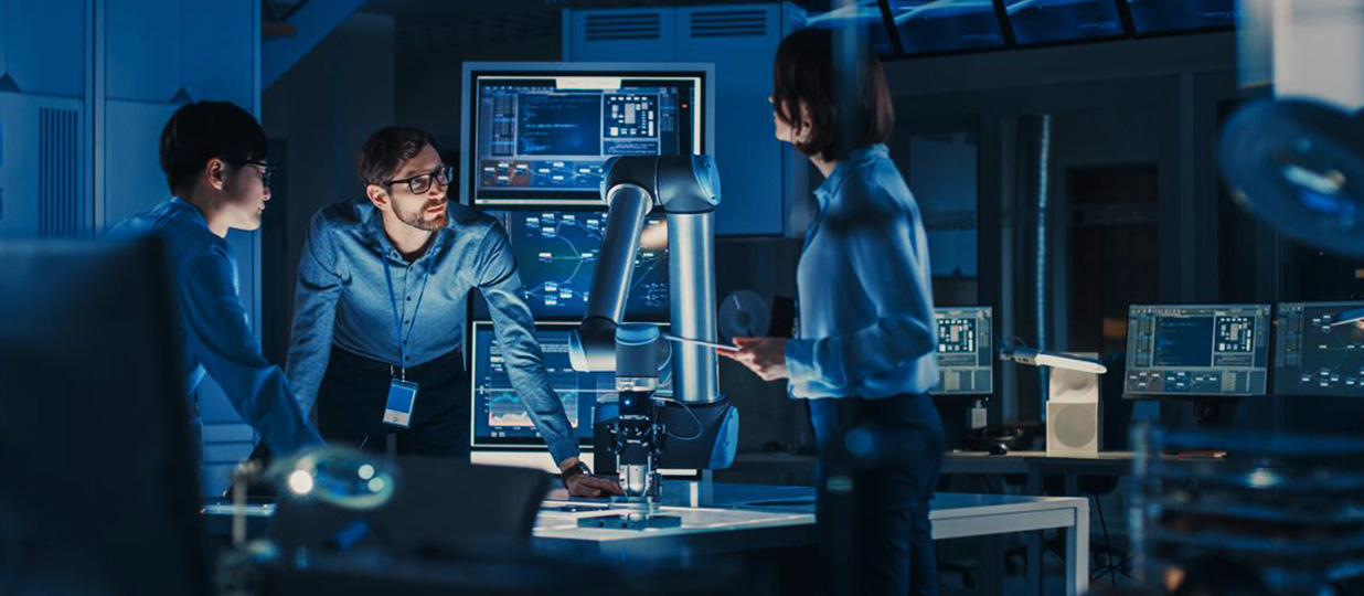 The Role of Technology in Modern Industrial Labs - HiTech Lab Solutions